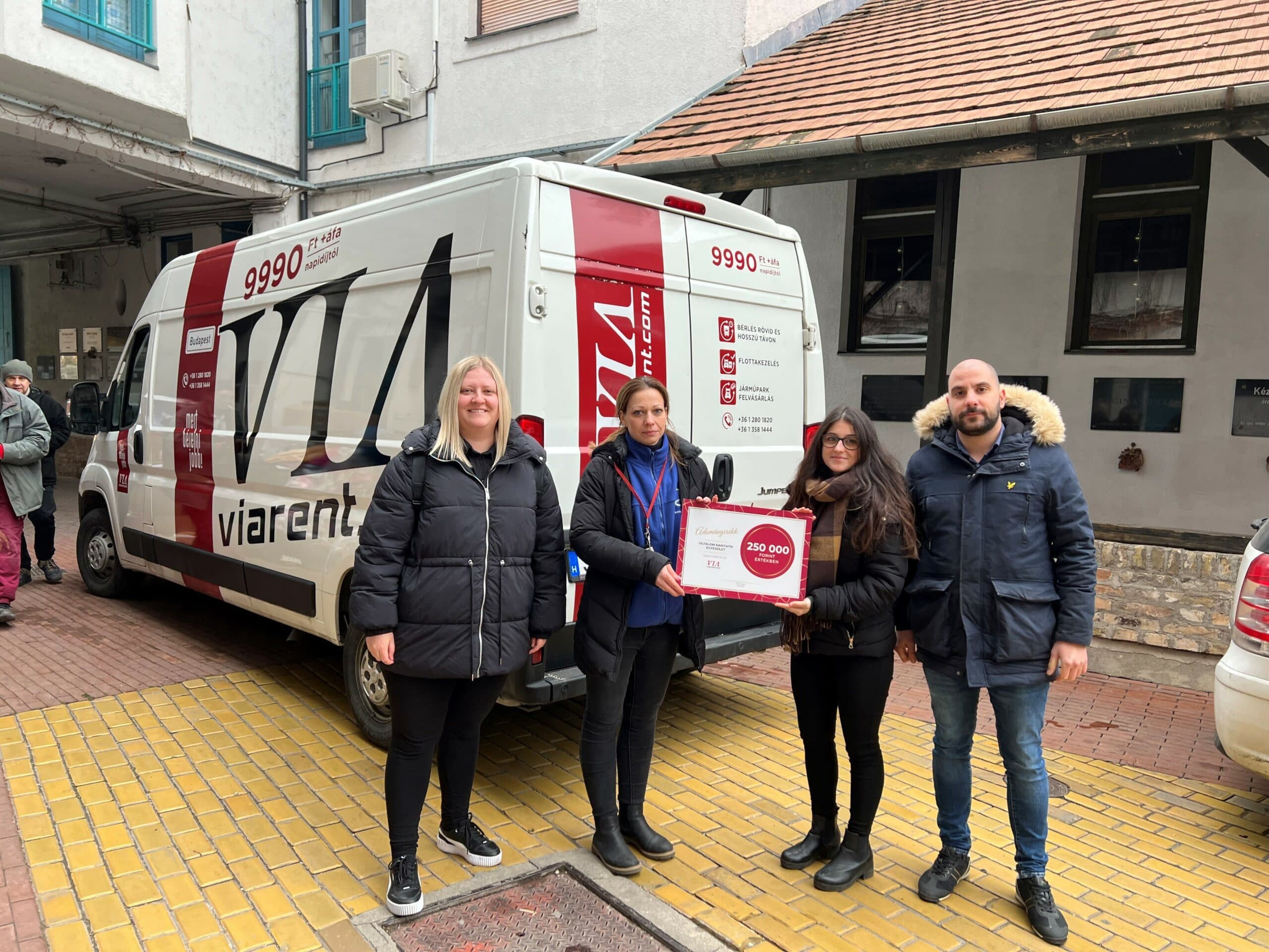 Karitatív karácsony - Viarent Magyarország